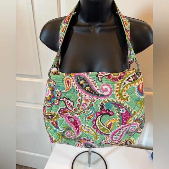 Vera Bradley | Bags | Vera Bradley Green And Pink Paisley Shoulder Bag ...